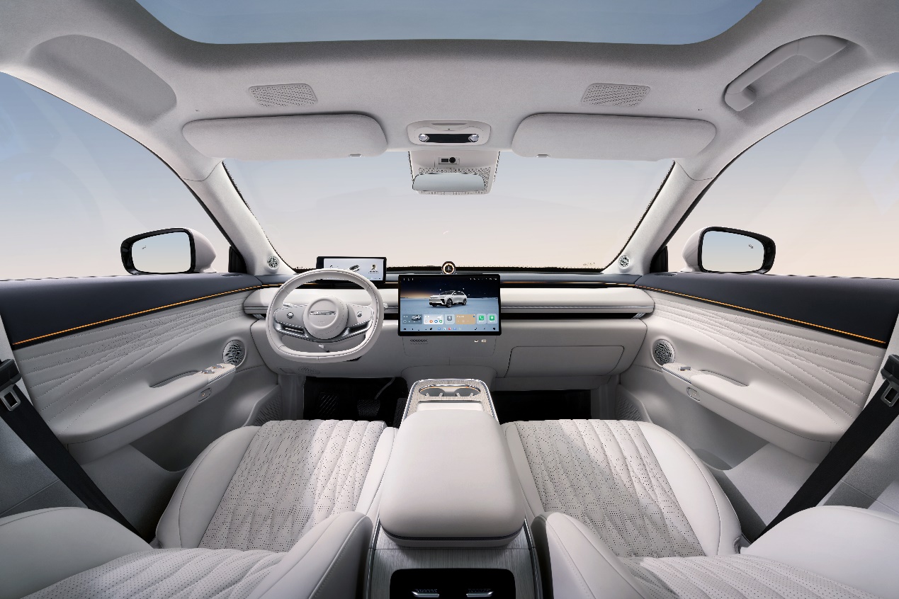 首搭猎鹰智驾 全新星纪元ET增程四驱23.98万元起售