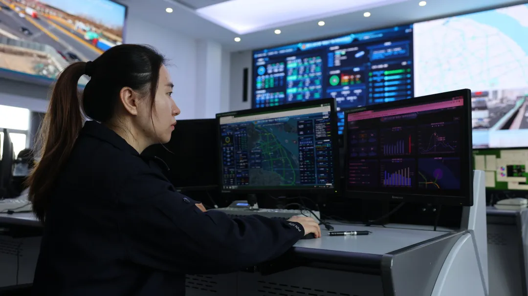 春节假期G1503高东收费站车流如何？来看上海警方的预测→